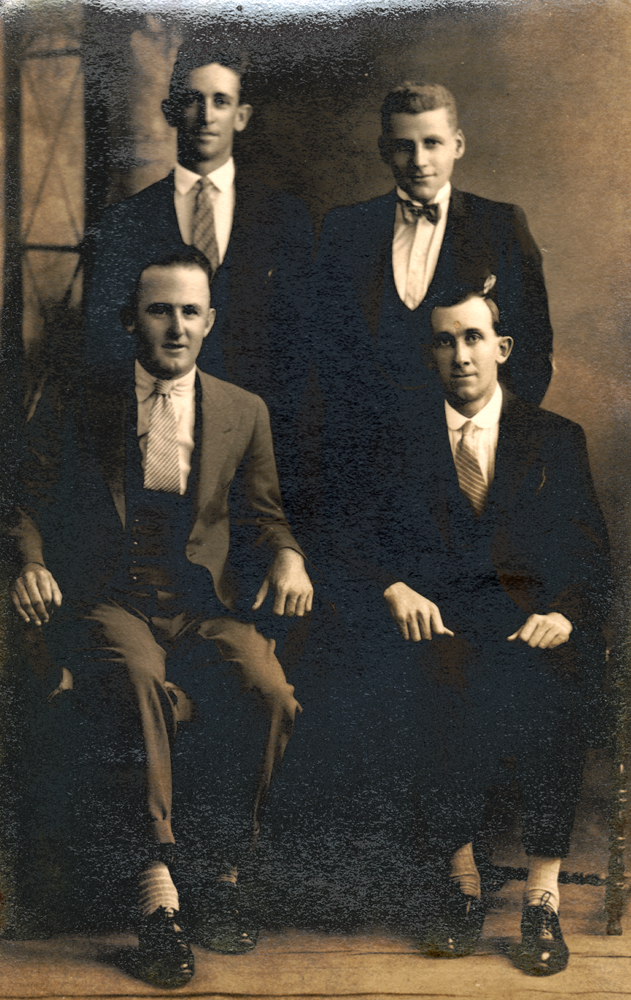Frank (Francis Joseph) Scanlon with unidentified group, Ipswich, 1930s ...