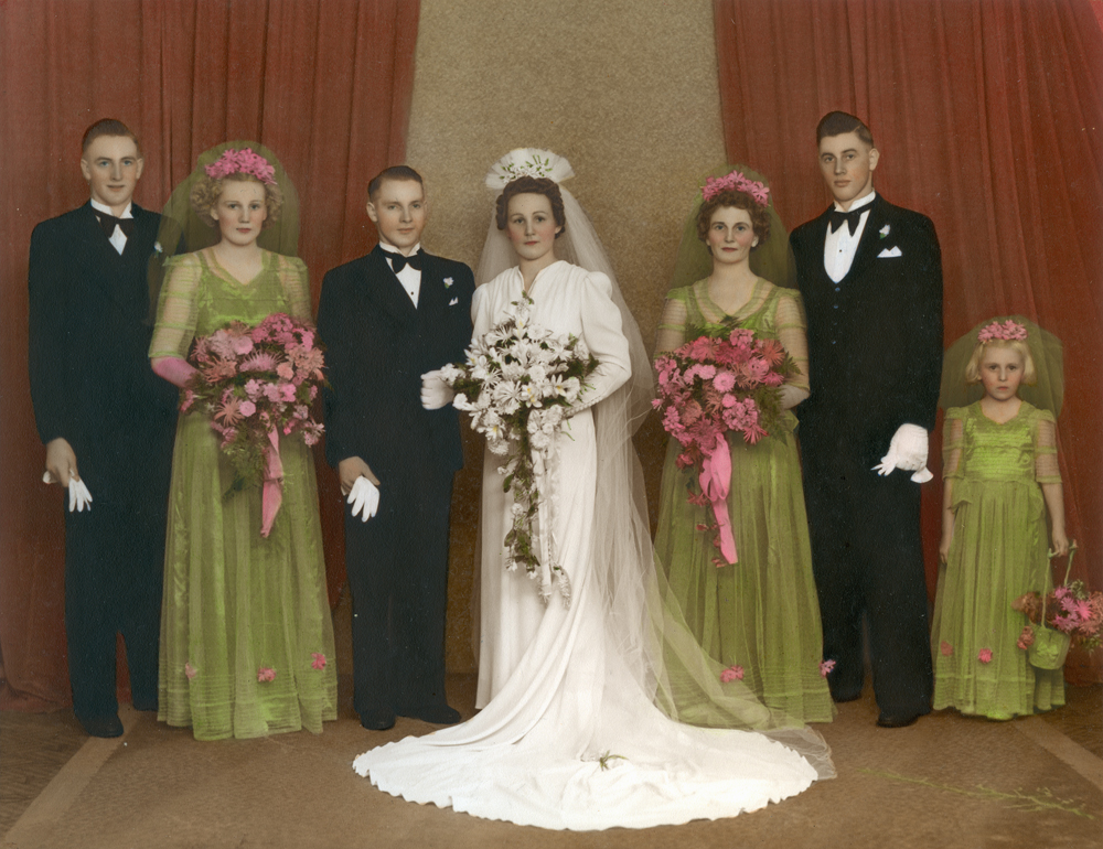 Formal wedding portrait of Ron and Norma Freiberg (nee Lyon), Ipswich ...